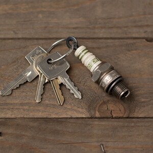Spark Plug Key Ring Pendant - Etsy