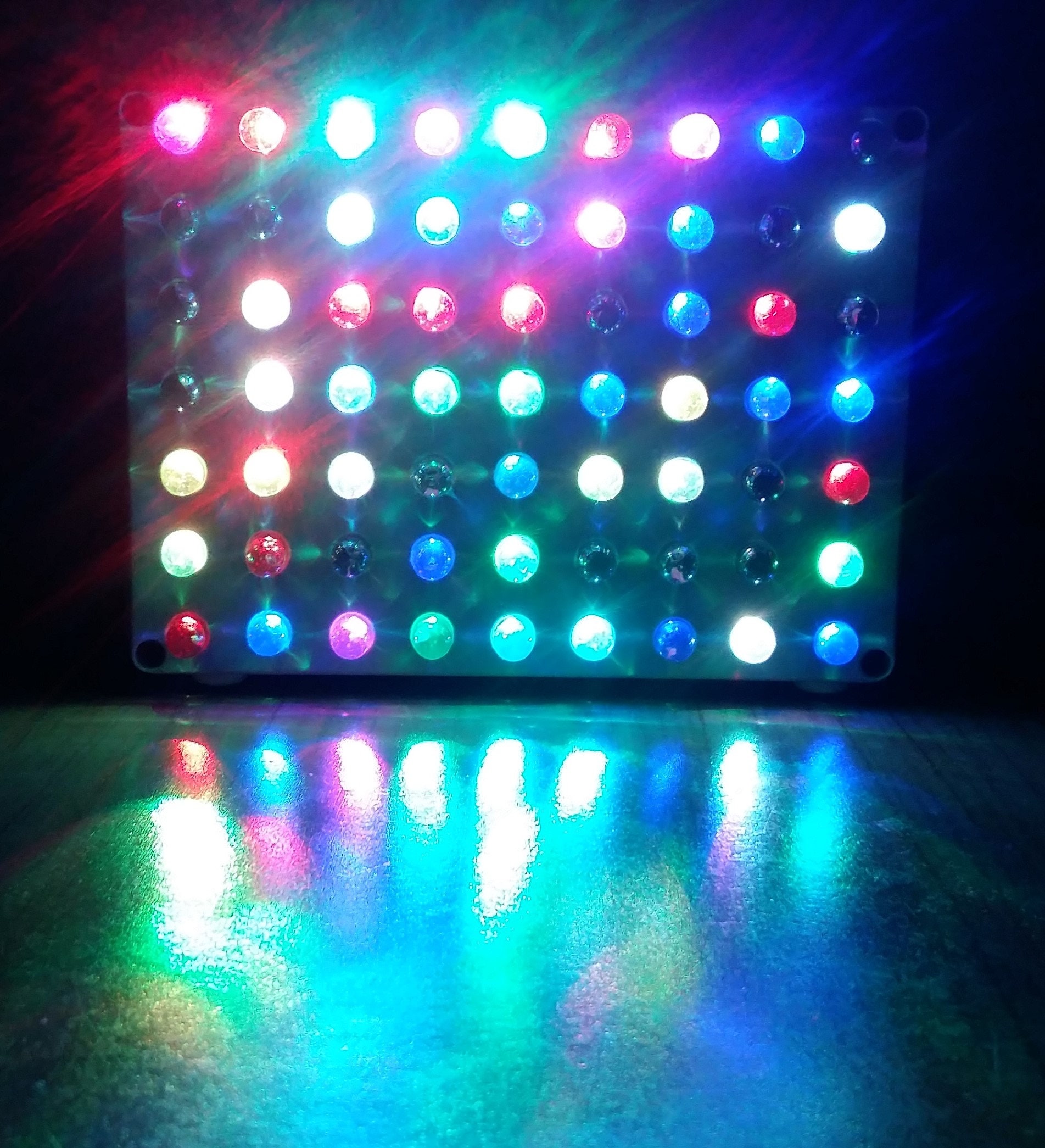 RGB LED Cube Box Light Show Effect 9x7 10 Mm Led's 56 Led's Euro Power ...