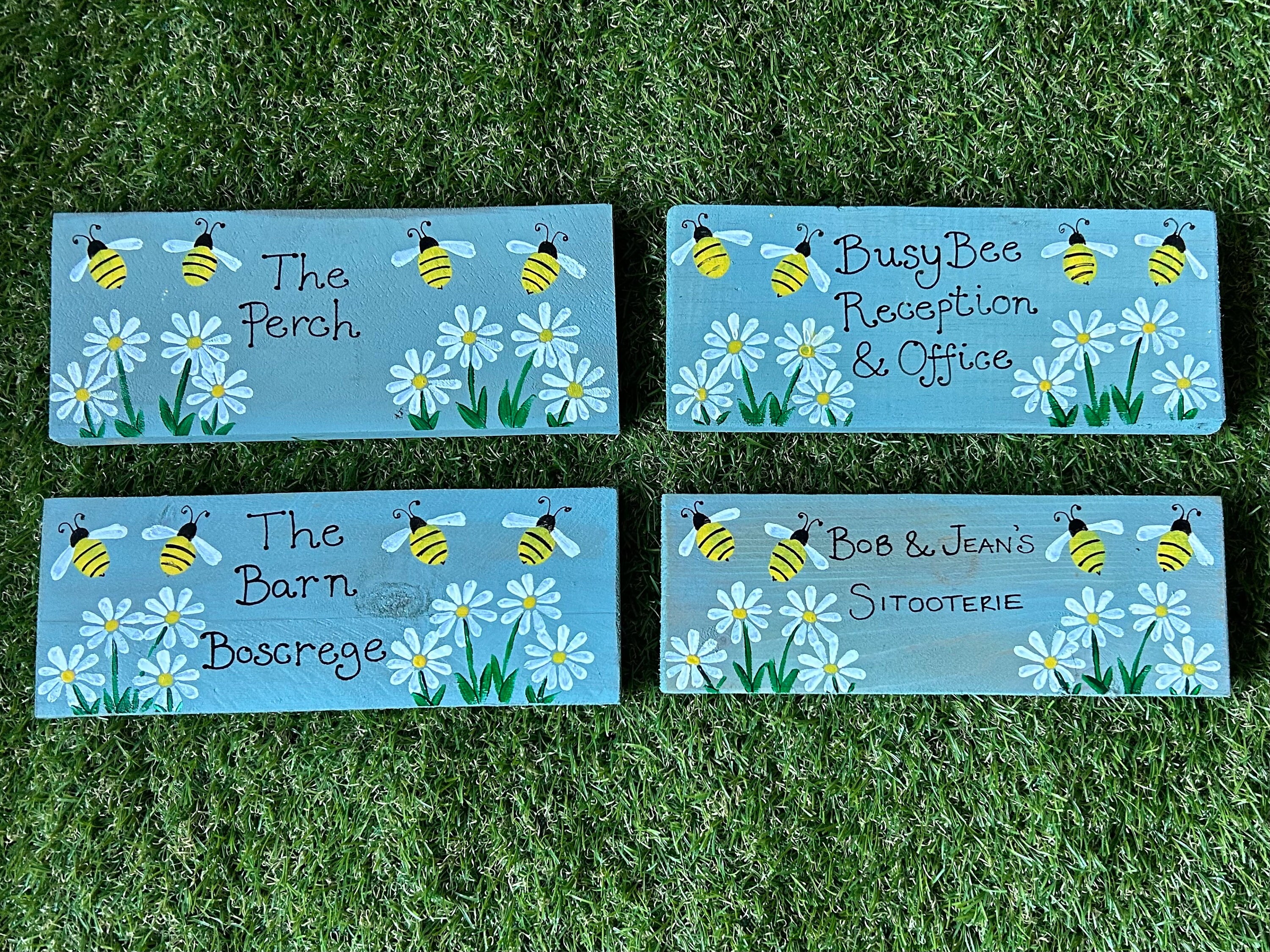 Handmade Bees & Daisies Wooden Summerhouse Sign: Personalised Garden ...