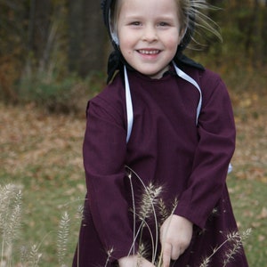 Amish Girl's Black Bonnet With Strings - Etsy Canada