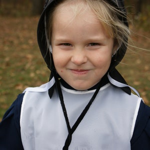 Amish Girl's Black Bonnet With Strings - Etsy Canada