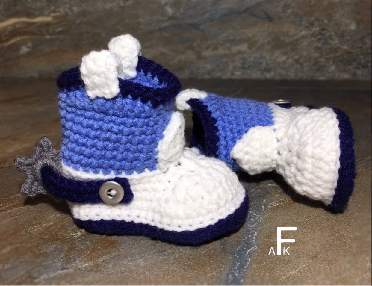 Crochet Baby Cowboy Booties Pattern – With Video Tutorial (PDF Pattern ...