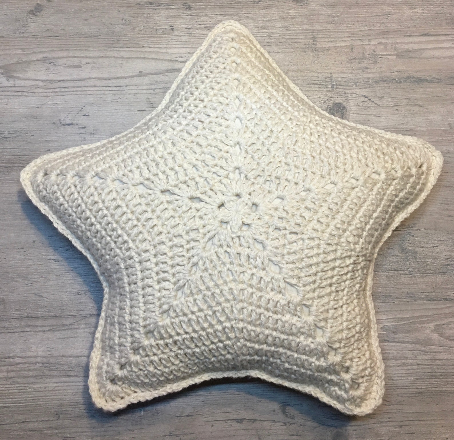 Star Pillow Crochet Pattern- Throw Pillow- Farmhouse Decor- Shabby Chic ...