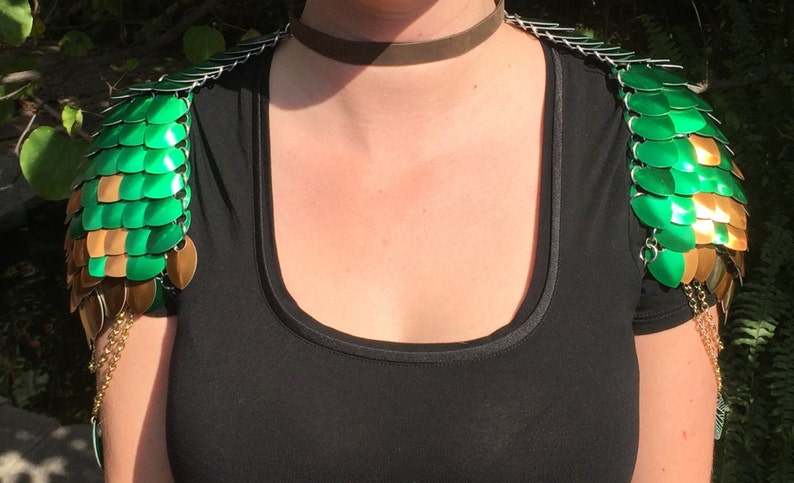 Laser Etched*** Scale Mail Shoulders - Scalemail - Armor Shoulders ...