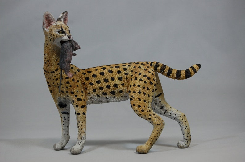 Servalcat Figurine(i Take This Mouse) - Etsy