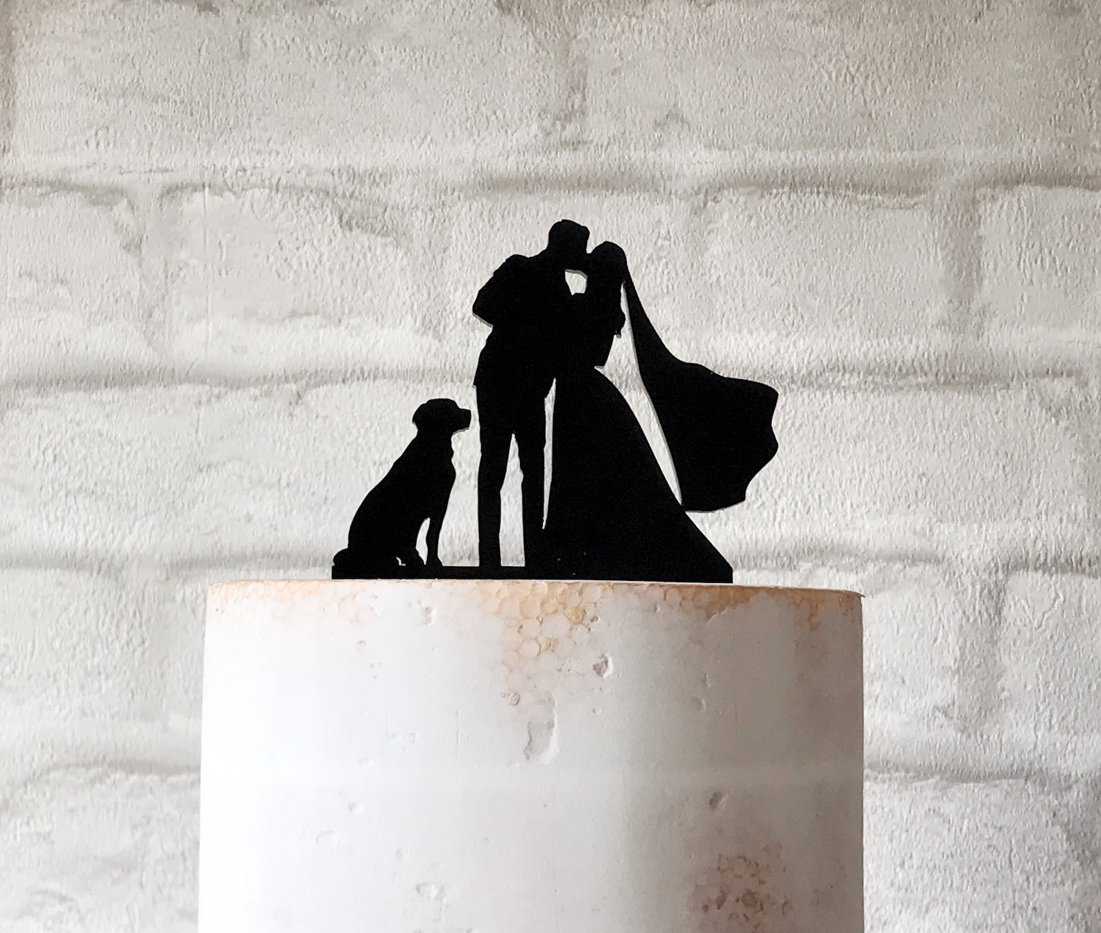 Sittng Labrador Wedding Cake Topper With Kissing Bride and - Etsy UK