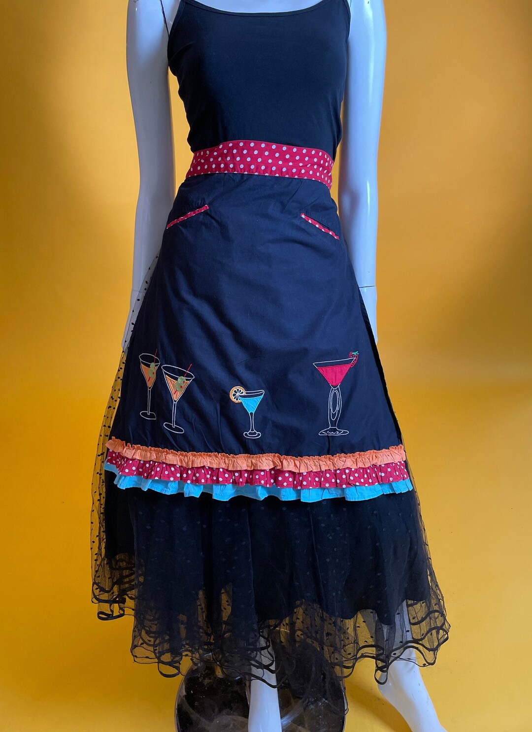 Vintage Apron 1950s Black Cocktail Appliqué Red Spot Short Apron. - Etsy