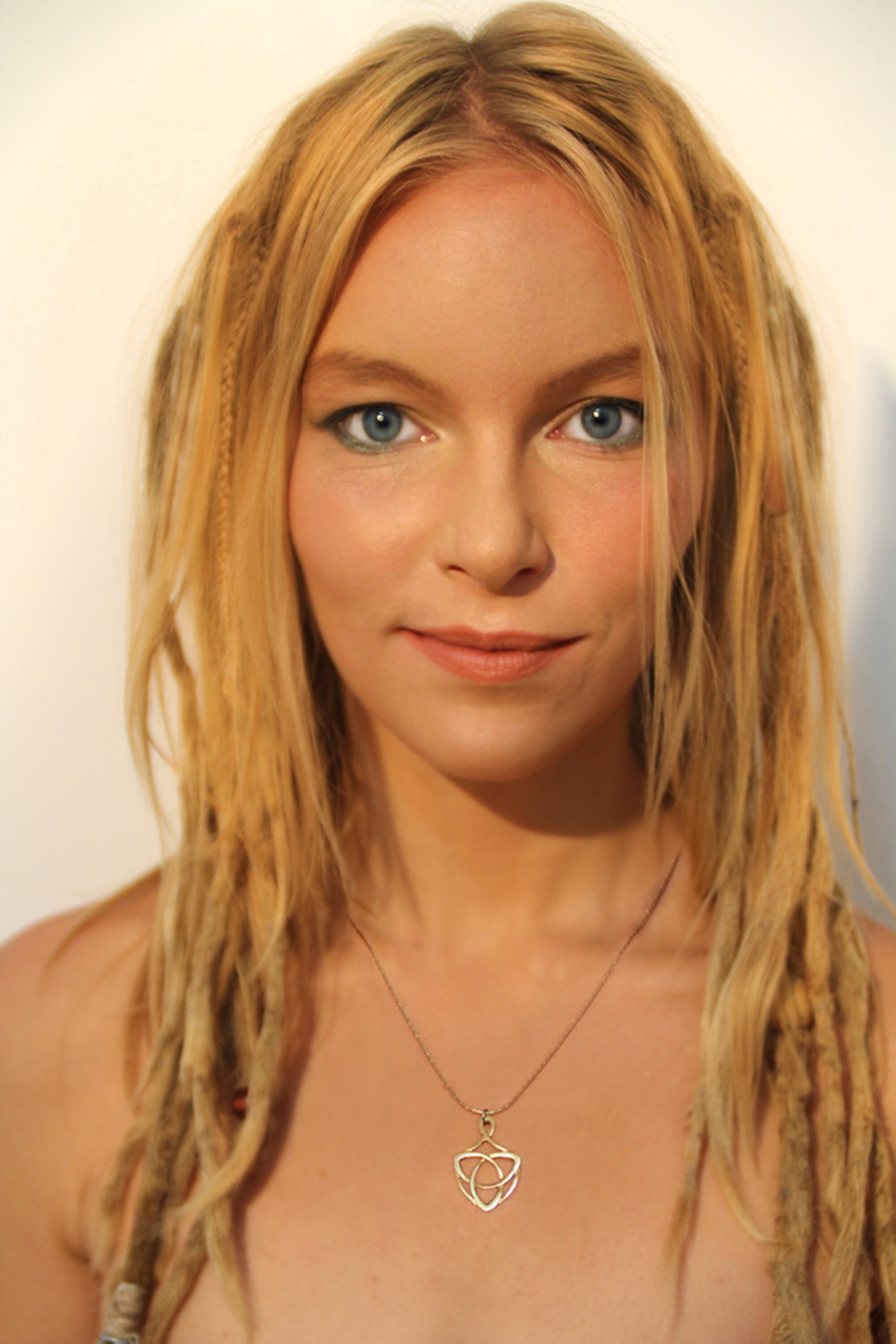 Trinity Shield Necklace: Celtic Knot Gold Plated Protection Pendant - Etsy