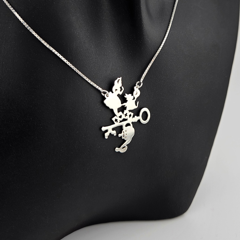 Silver Alice in Wonderland Alice in Wonderland Jewelry Alice in ...