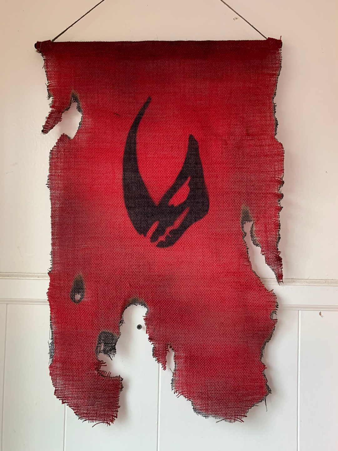 Battle Torn Banner - Inspired by Mandelorian Star Wars Mudhorn Signet ...