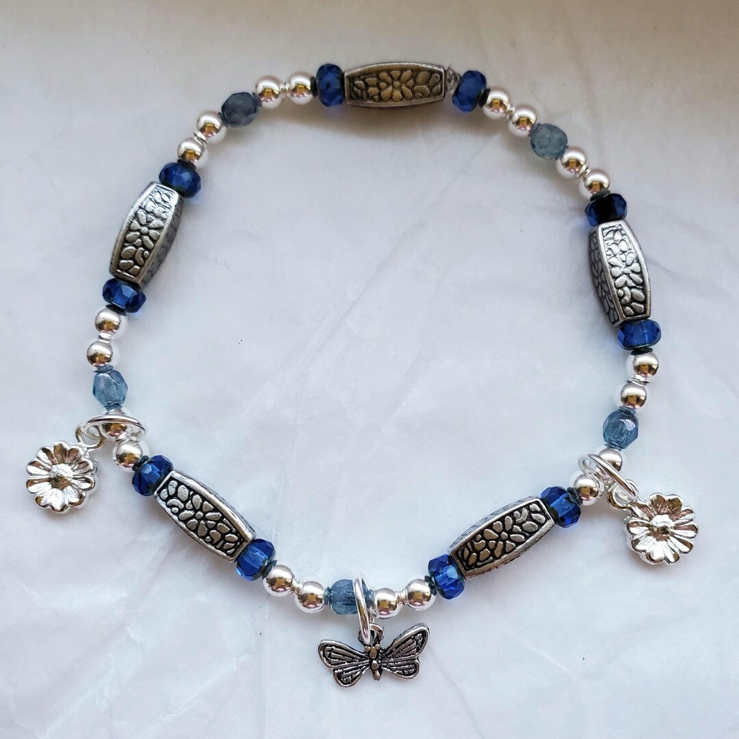 Pretty Periwinkle Blue & Silver Plate Floral Bracelet. Butterfly ...
