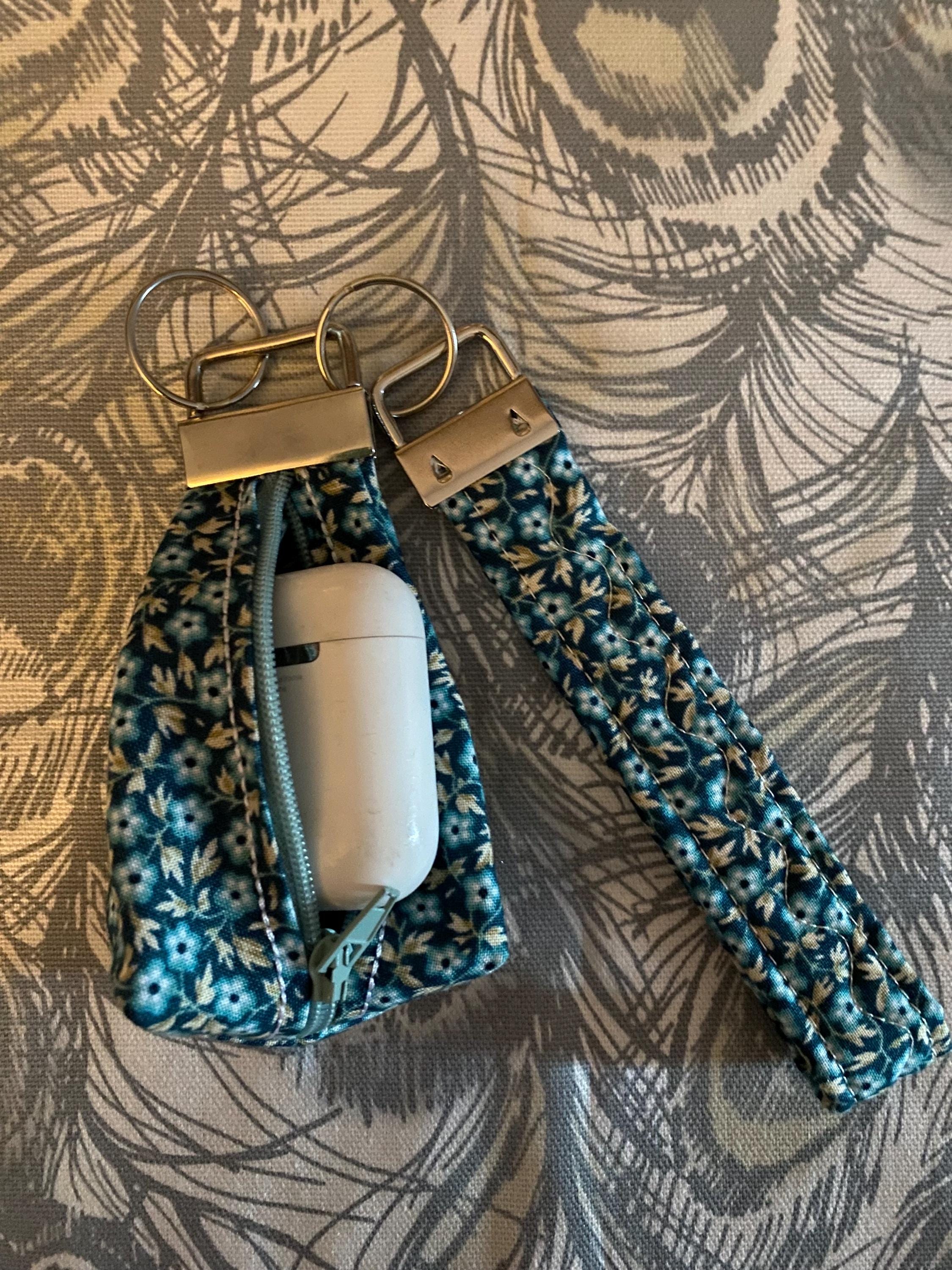 ITH Zipper Pouch/key Fob With a Little Machine Sewing, 5x7 Hoop - Etsy