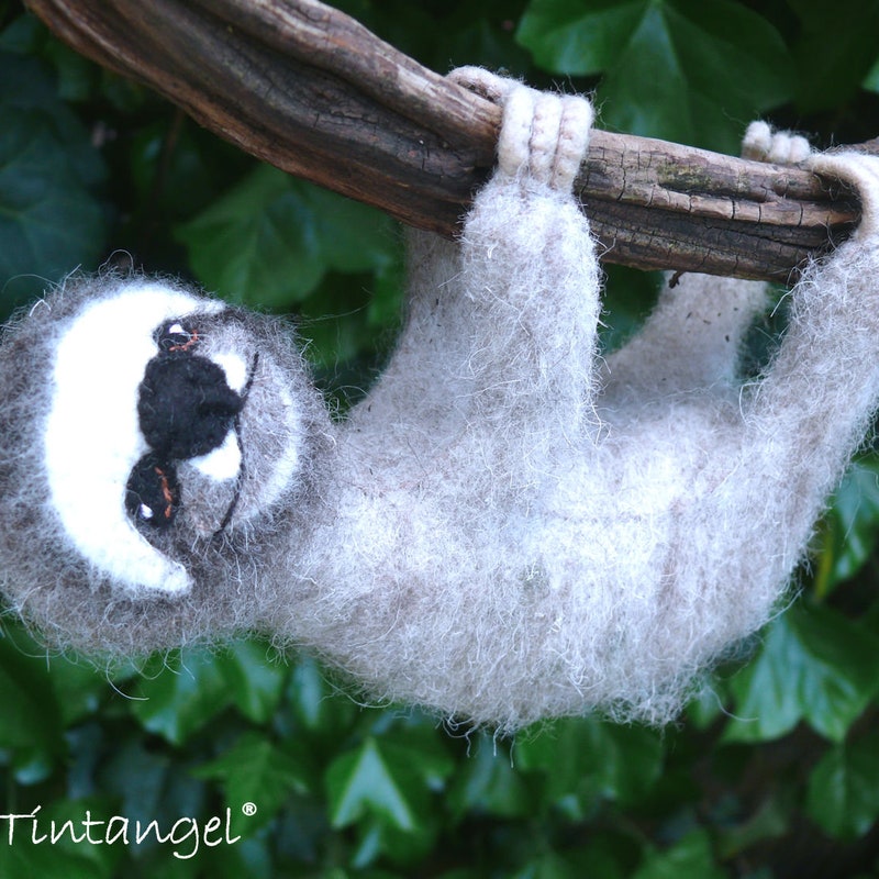 Sloth Wall Hanging - Etsy