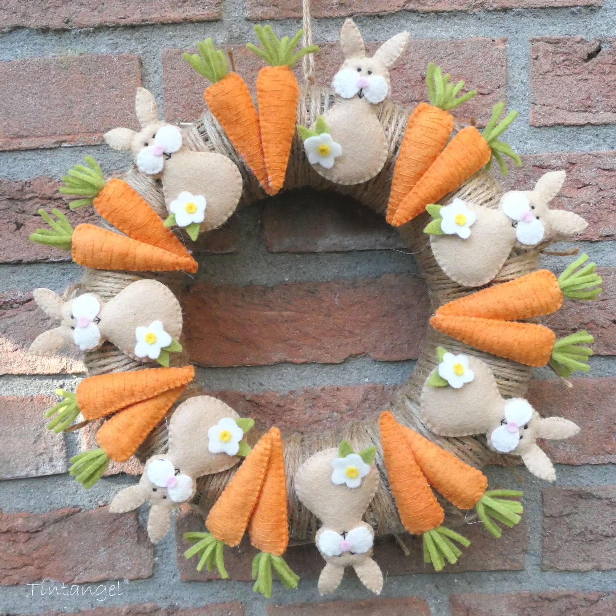 Carrot Club Wreath PDF Felt Pattern Instant Download | Etsy