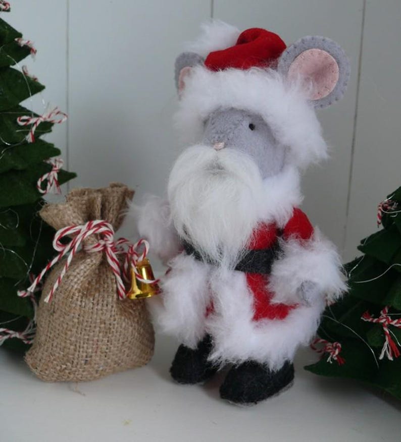Santa Mouse - the Santa for the Family of Mice Meadows - PDF Pattern ...