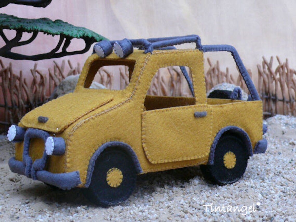 Combi Deal - Safari Set - Three Felt Patterns, Jeep, Tent and Morris ...
