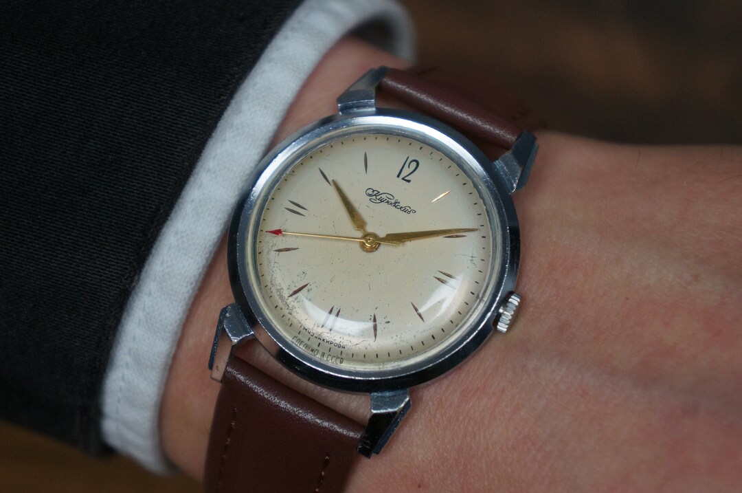 Retro Watch Kirovskie Watch Old Watch Soviet Union Watch - Etsy