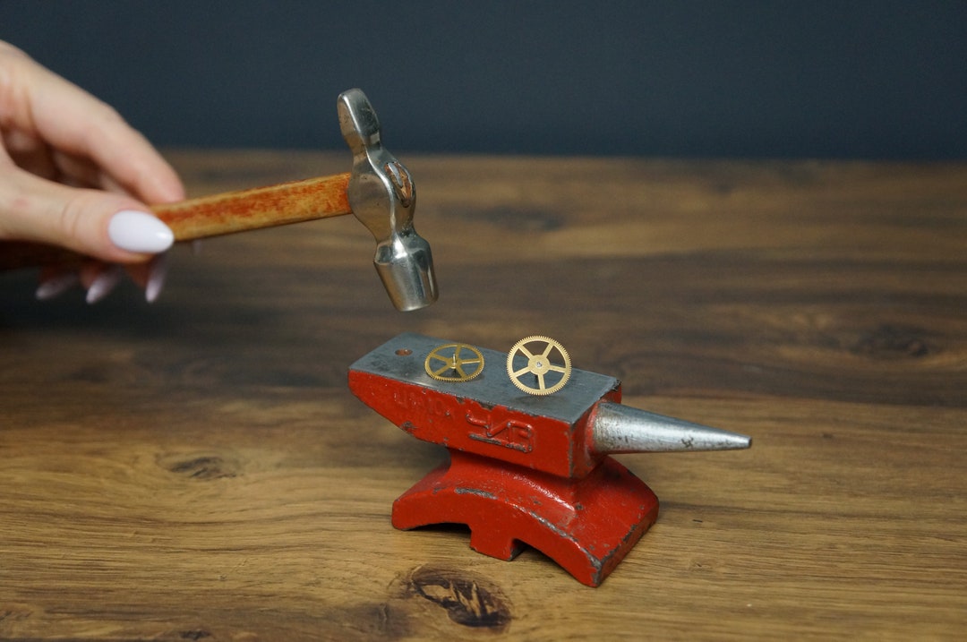 Anvil, Vintage Anvil, Miniature Anvil, Small Anvil, Antique Anvil ...