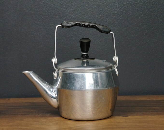 Flavio Sambinelli Design Kettle for Carlo Giannini 1980s Italian Design ...