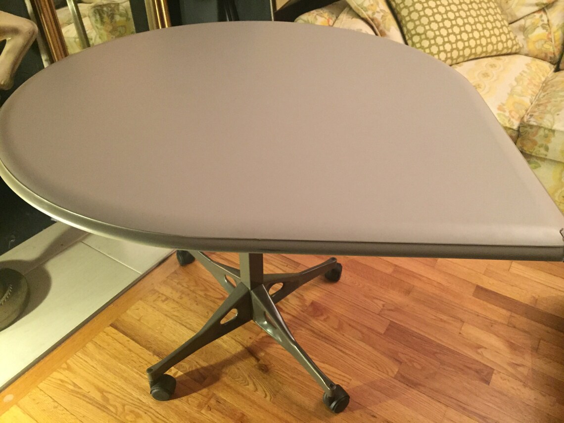 Herman Miller Teardrop Rolling Relay Office Work Table 36" X 43" - Etsy