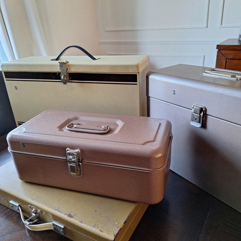 Metal Gift Box - 60+ Gift Ideas for 2024