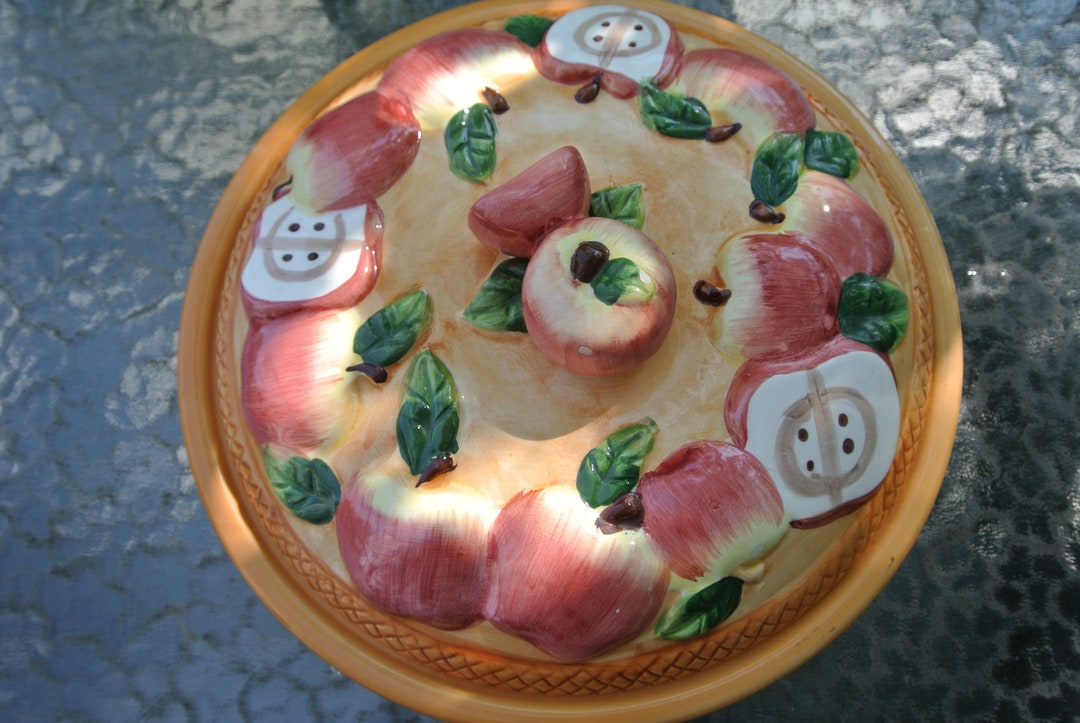Ceramic Pie Dish (large Format), With Lid - Apples - Etsy