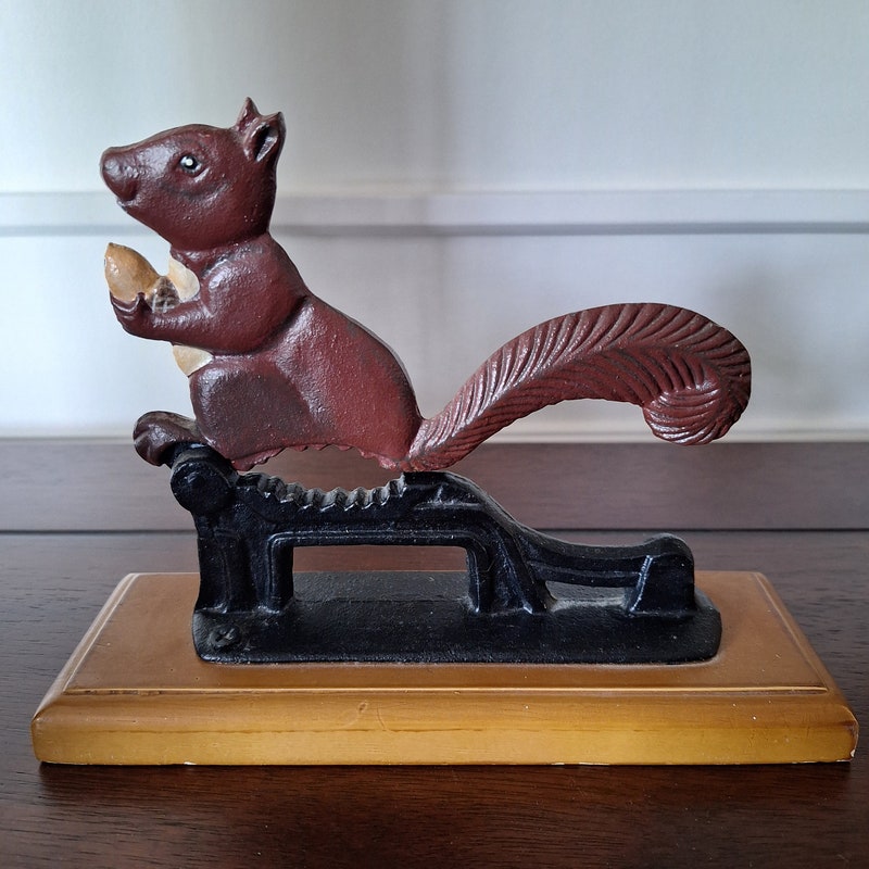 Cast Iron Squirrel Nutcracker - Etsy