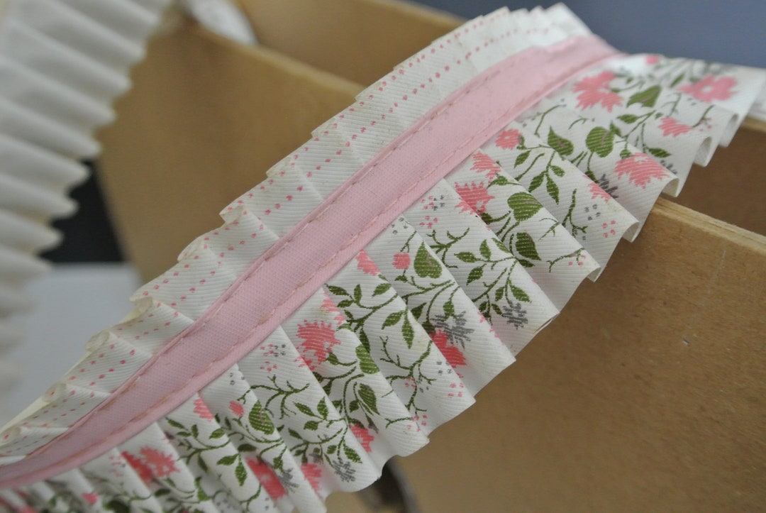 Roll of Plasticized Lace (20m) - Frieze - Decorative Tapestry - Etsy