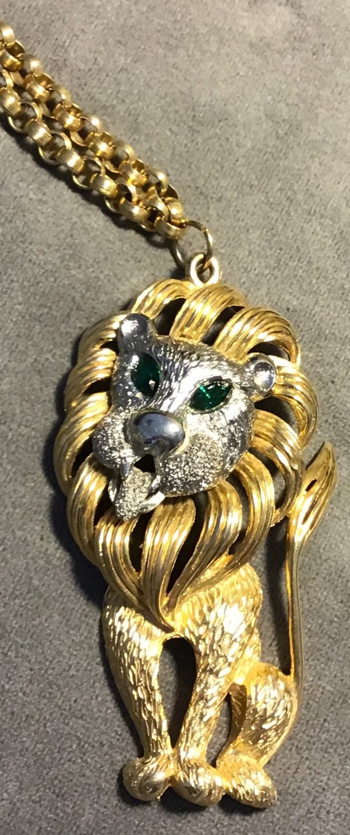 Large Lion Pendant and Chain - Etsy