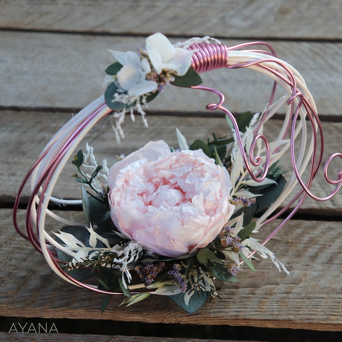 Arcade Wedding Ring Holder PIVOINE, Romantic Ring Holder With Natural ...