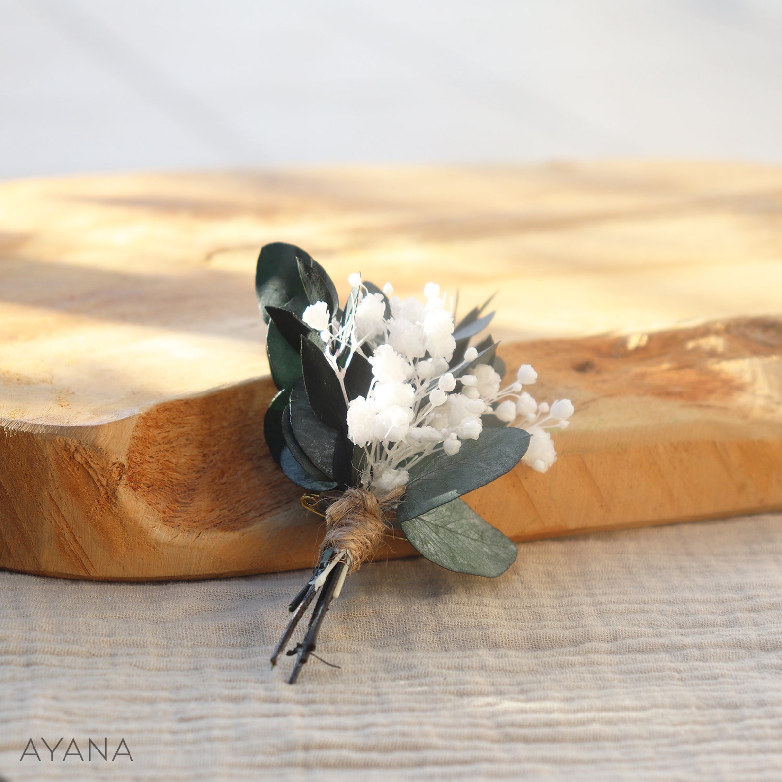 Buttonhole LEGERETE for Groom in White and Green Preserved Flowers Boho ...