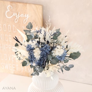 Bouquet SAINT-FLORENT Hydrangea and Eucalyptus Dusty Blue and White ...