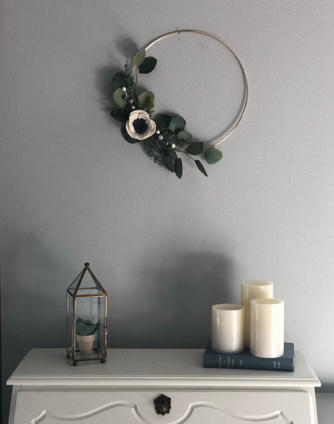 Modern Felt Flower Wreath // Modern Christmas // Minimal - Etsy