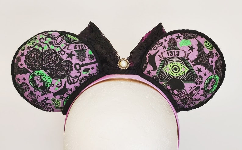 Haunted Mansion Wallpaper Mouse Ears Disney Ears Mickey Ears 99 Haunts ...