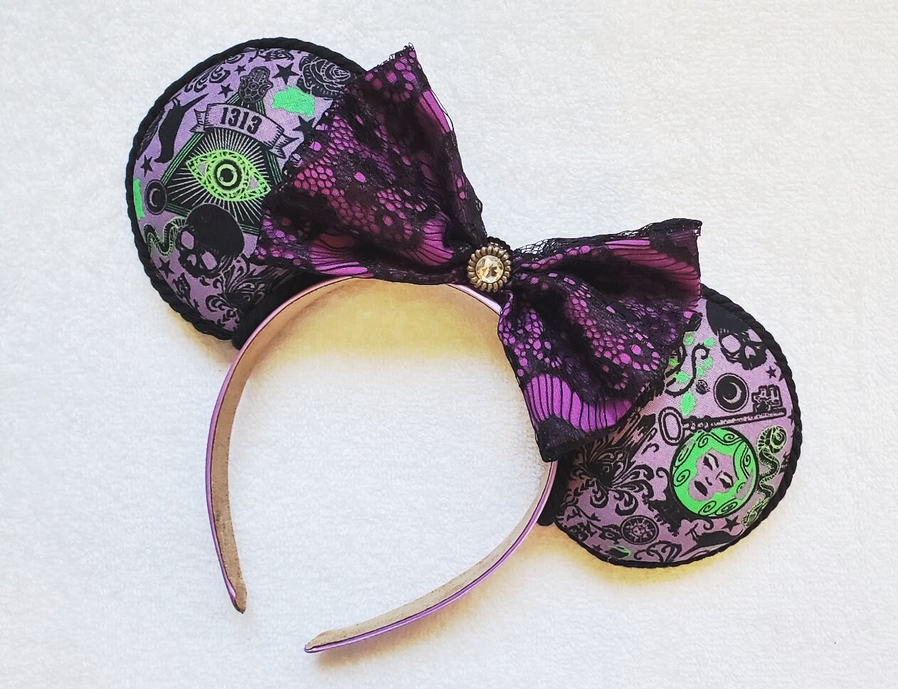 Haunted Mansion Wallpaper Mouse Ears Disney Ears Mickey Ears 99 Haunts ...
