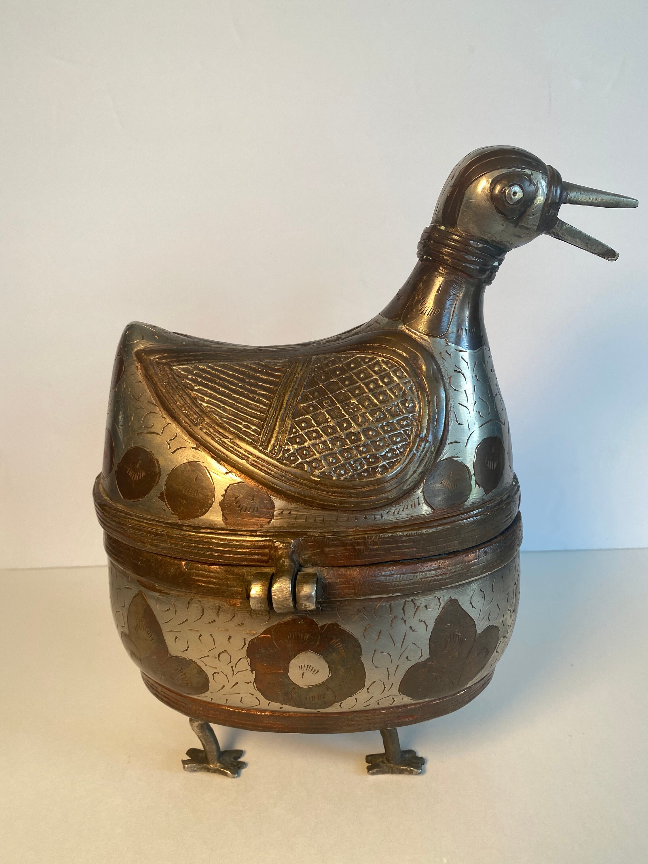Salevintage Folk Art Metal Bird Box - Etsy
