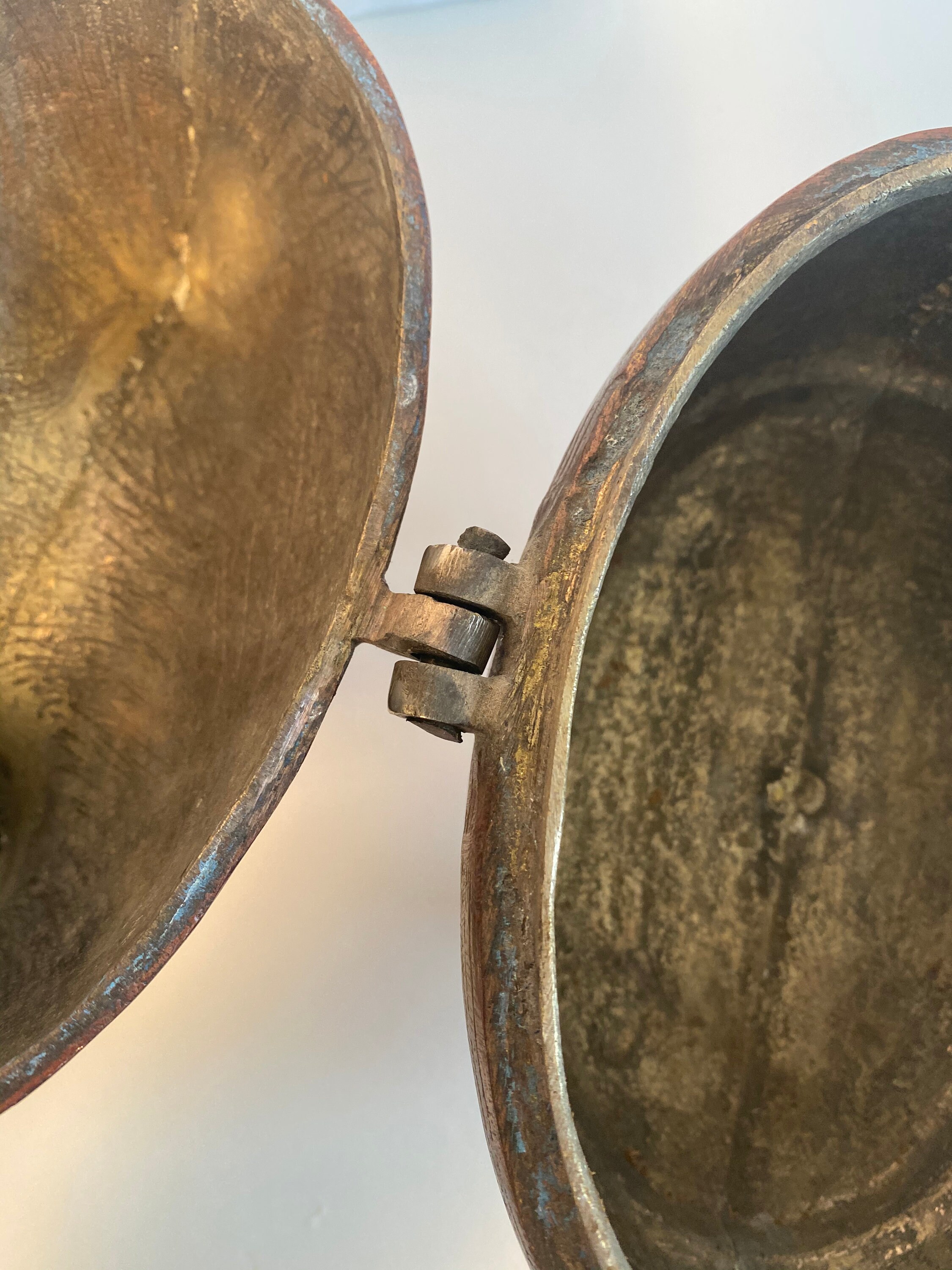 Salevintage Folk Art Metal Bird Box - Etsy