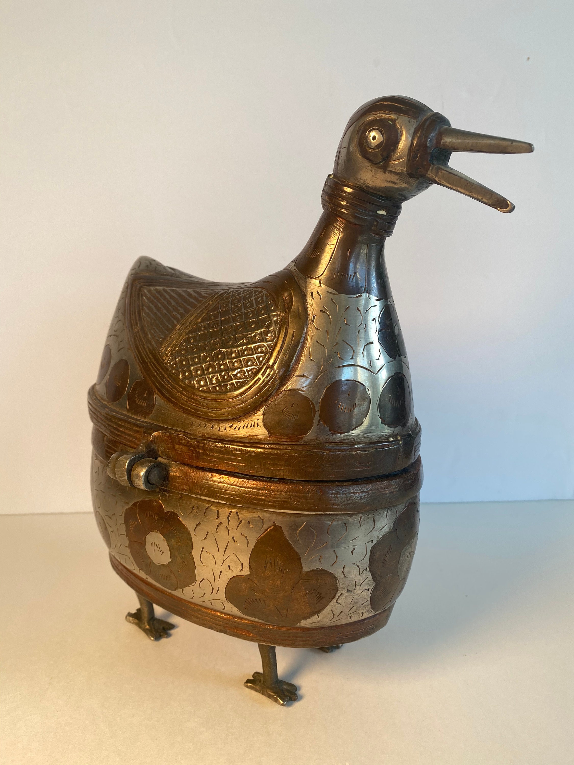 Salevintage Folk Art Metal Bird Box - Etsy