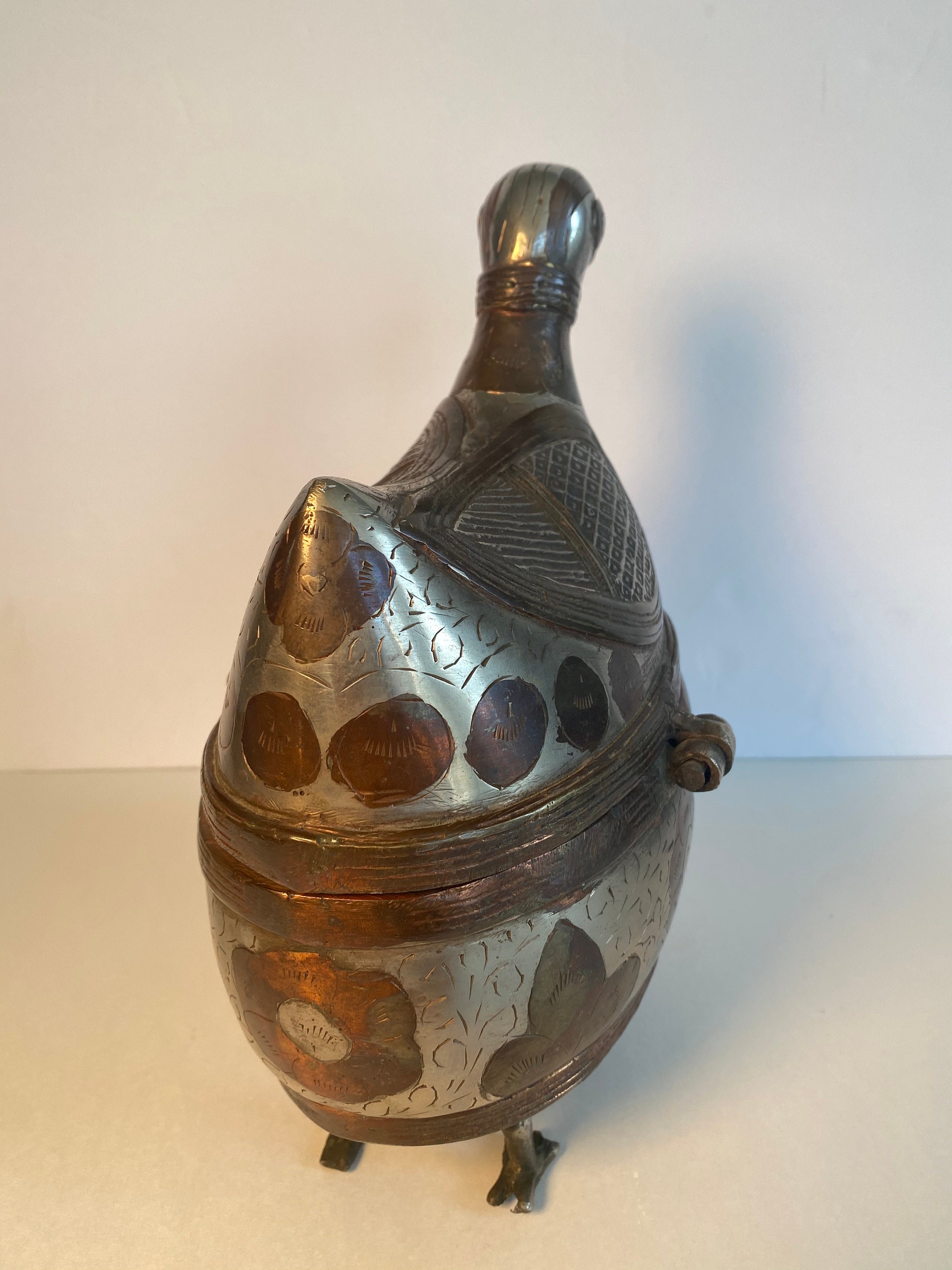 Salevintage Folk Art Metal Bird Box - Etsy