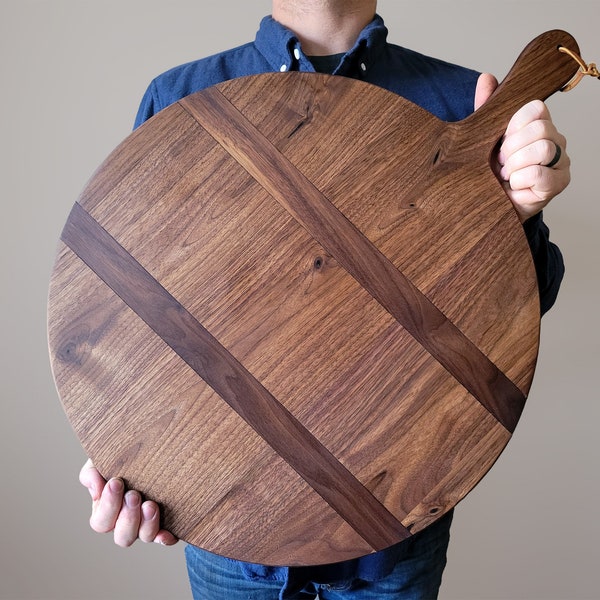 Round Charcuterie Board With Lip - Etsy