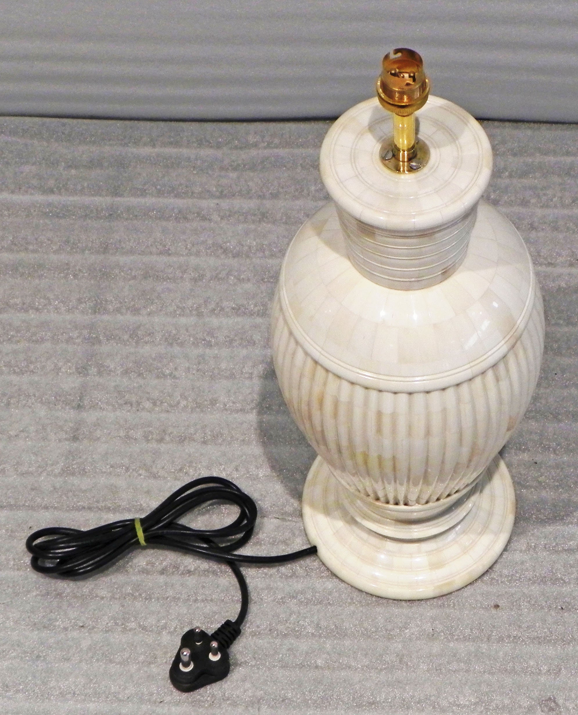 Vintage Looking Lamp , Beautiful Lamp, Desk Lamp, Table Lamp, Bone ...