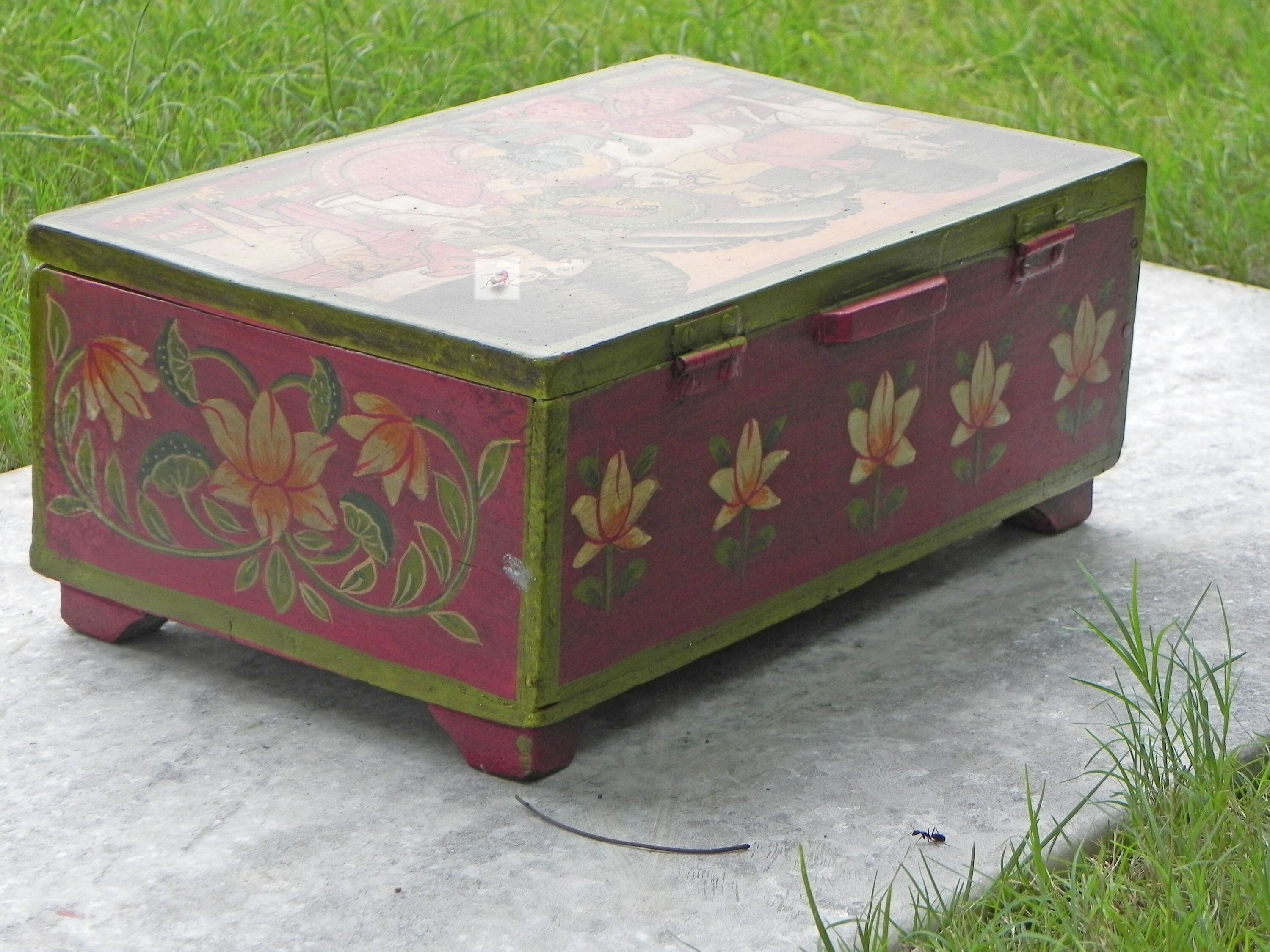 Vintage Indian Hand Painted Cash Box/ Indian Trunk Box, Jewelry Box ...