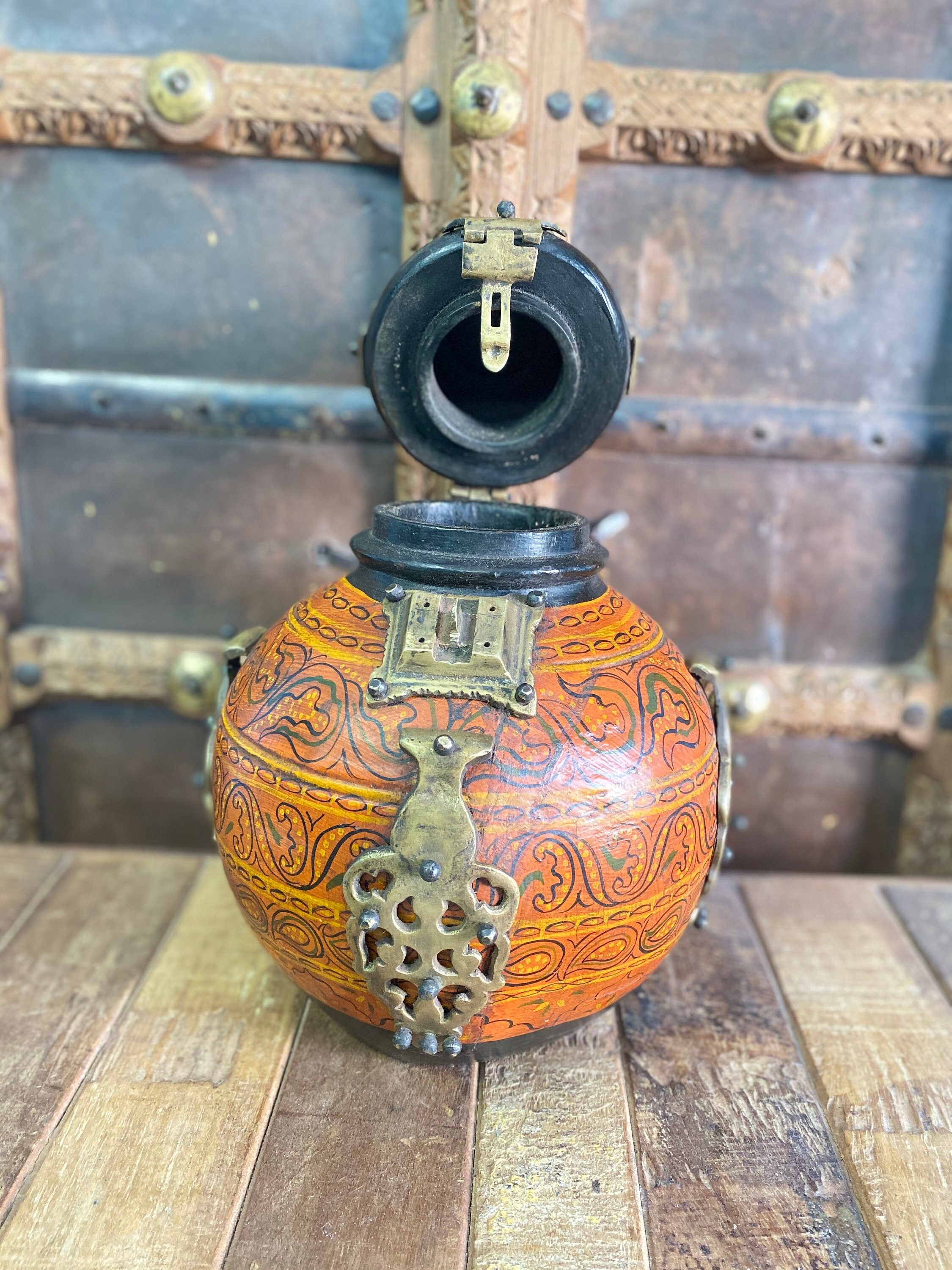 Wooden Vintage Beautiful and Amazing Kerala Box/ Red Nettor Petti ...