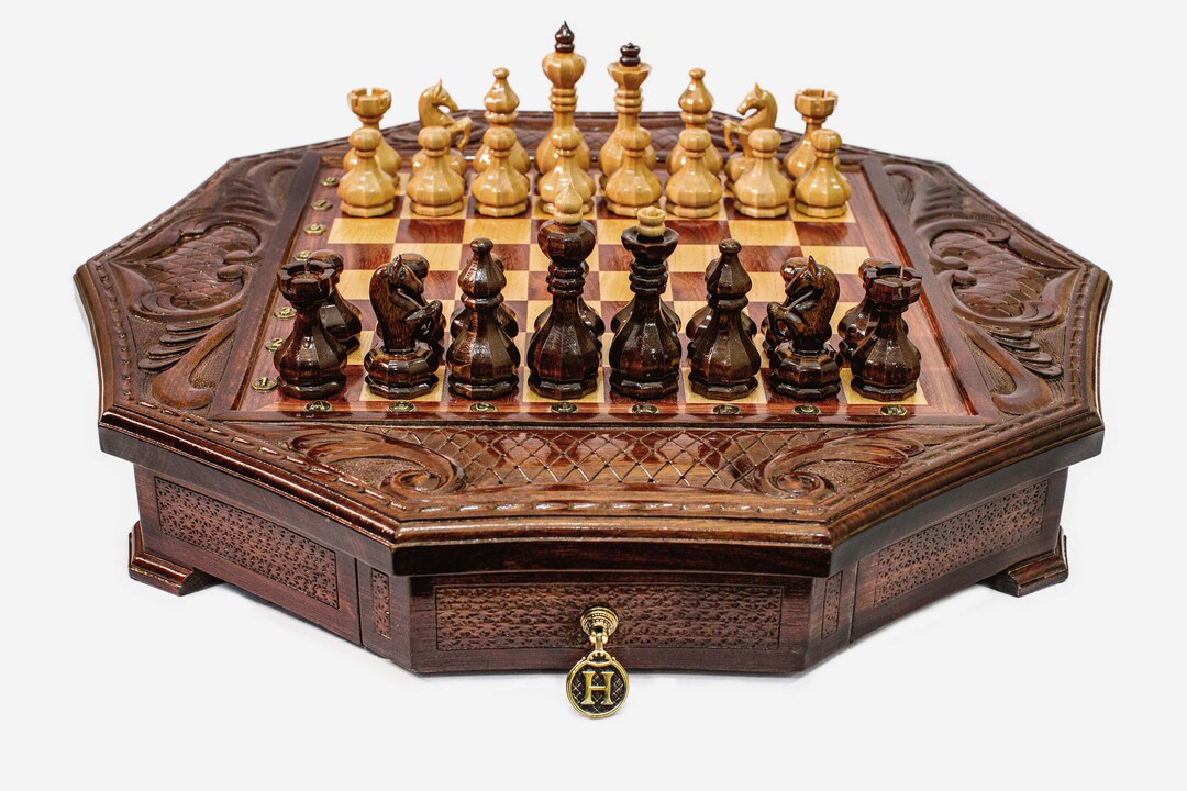 Gorgeous Big Chess Set 23.6 Inch. Walnut Wooden Chess Large High Detail ...