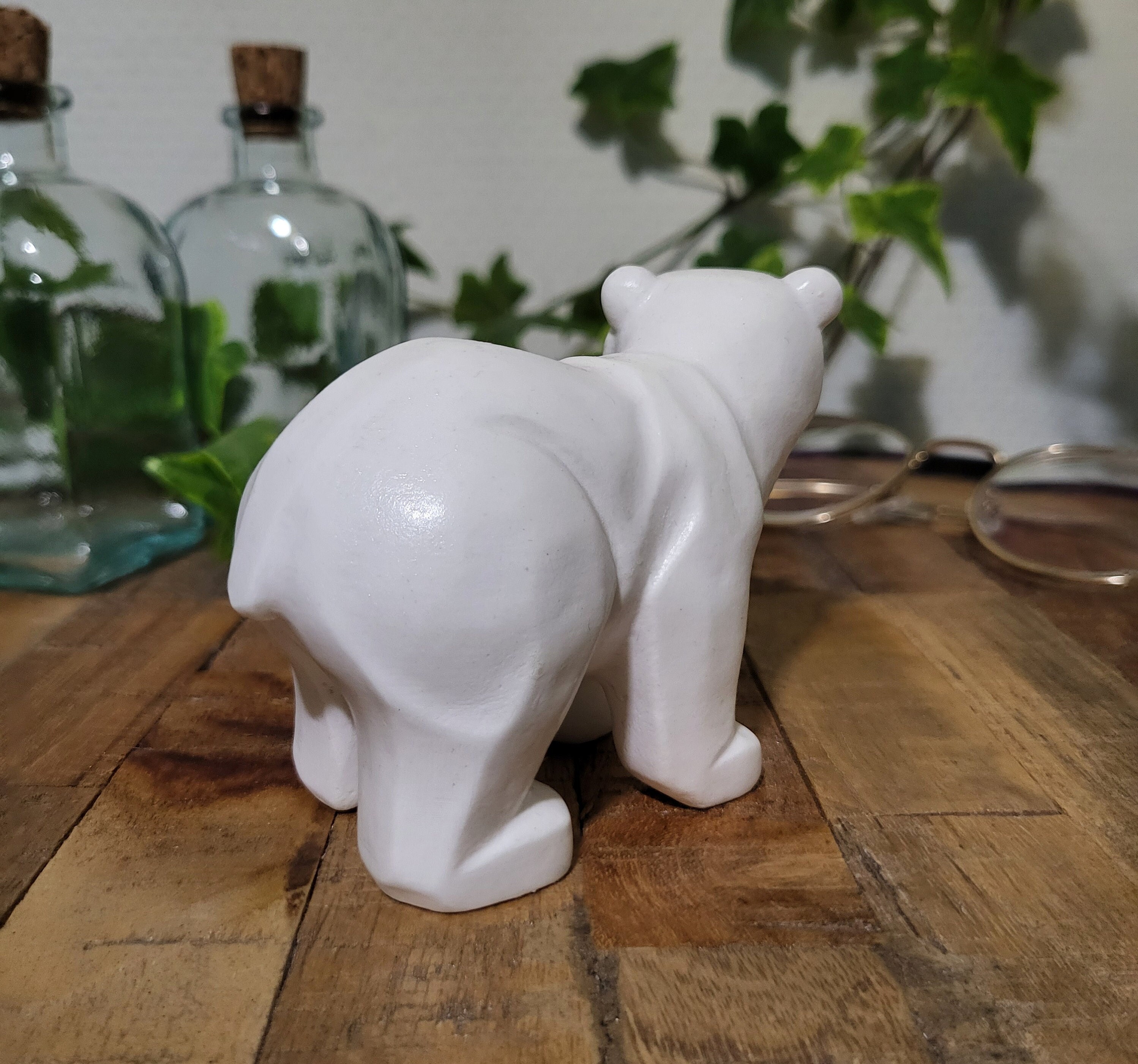 Plaster Bear Statue Minimalistic, Bookshelf Decor, Gift for Animal ...