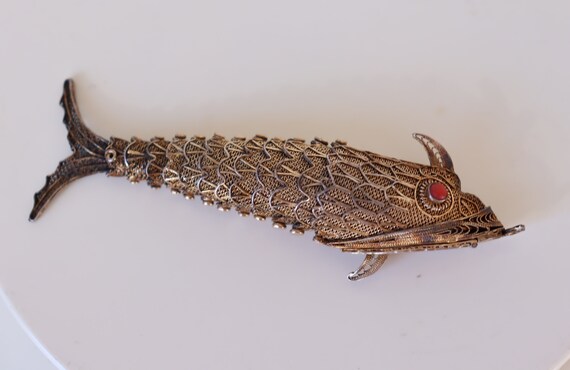 Vintage Chinese Silver Filigree Koi Fish Pendant Coral - Gem