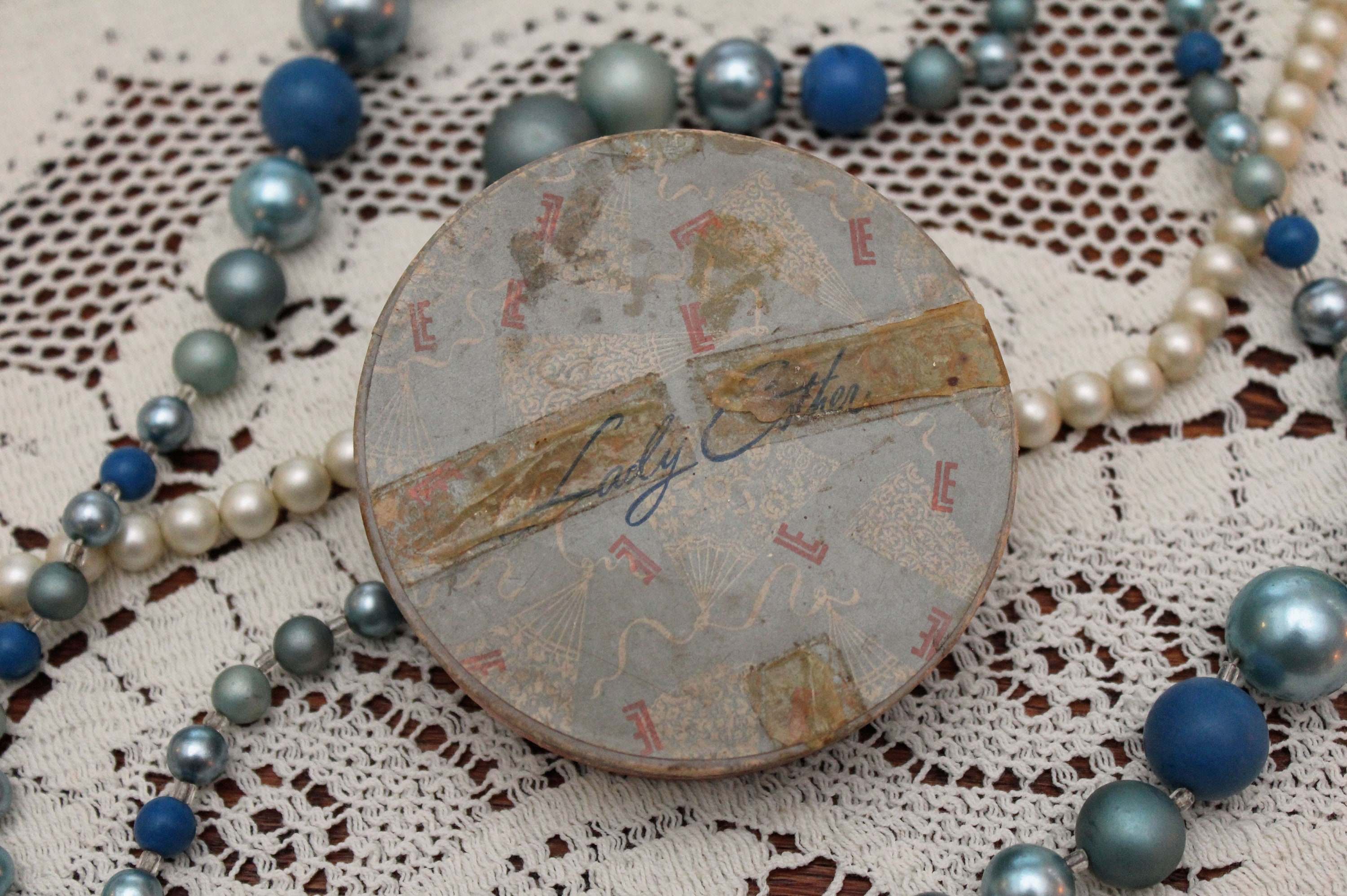 Vintage Lady Esther Finishing Powder, Retro Beauty, Vintage Cosmetics ...