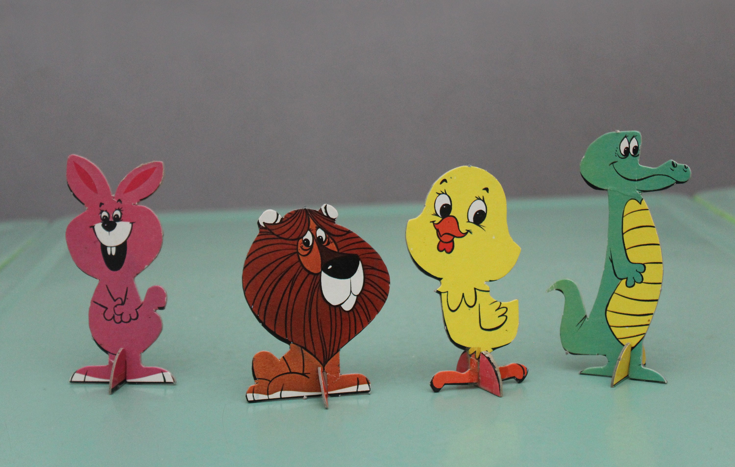 Vintage Stencil Toy Box, Saalfield Artcraft, Includes Stand-up Punchout ...