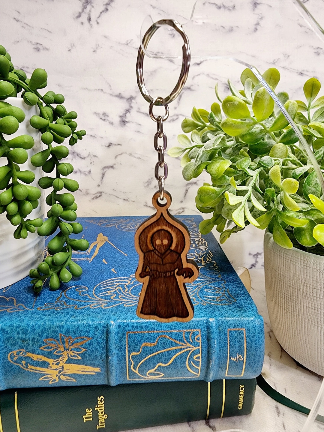 Flatwoods Monster Keychain, Cryptid Keychain, Cryptid Gift, Cryptid ...