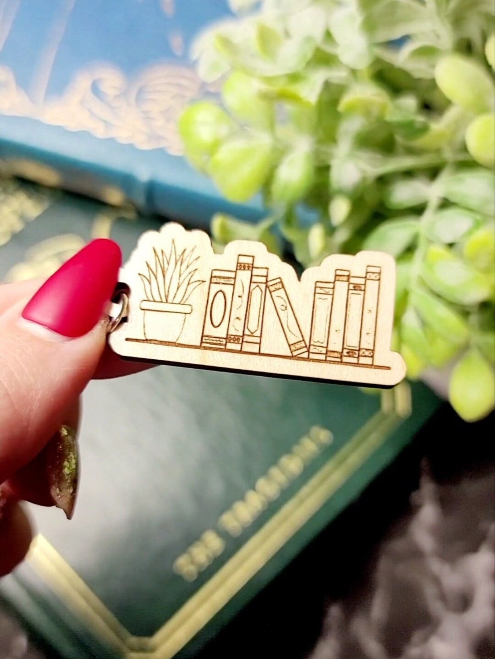 Book Keychain Gift for Readers, Book Accessories, English Teacher Gift ...